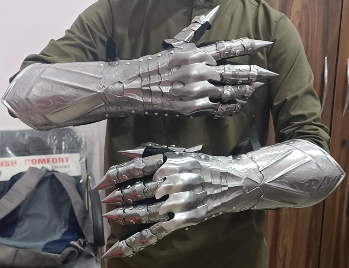 Nazgul Medieval Armor Gauntlet Hand Wearable Pair Gauntlet Gloves ...