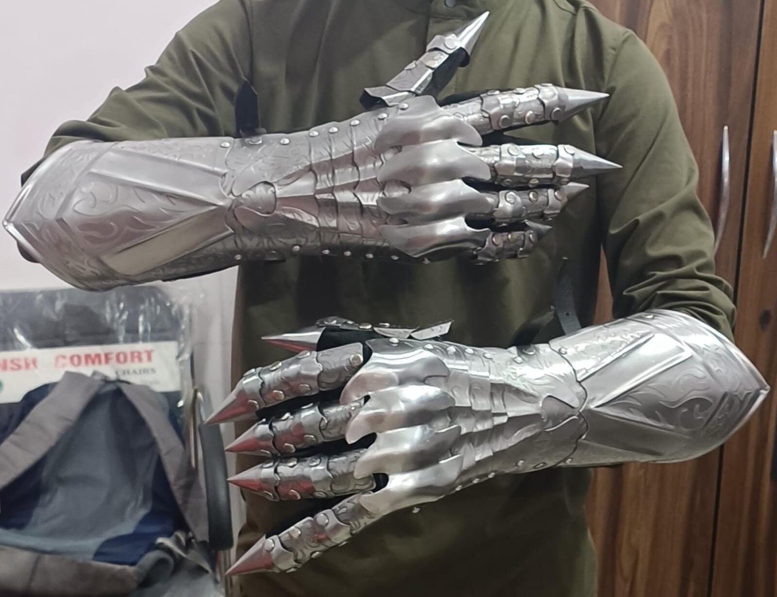 Nazgul Medieval Armor Gauntlet Hand Wearable Pair Gauntlet Gloves ...