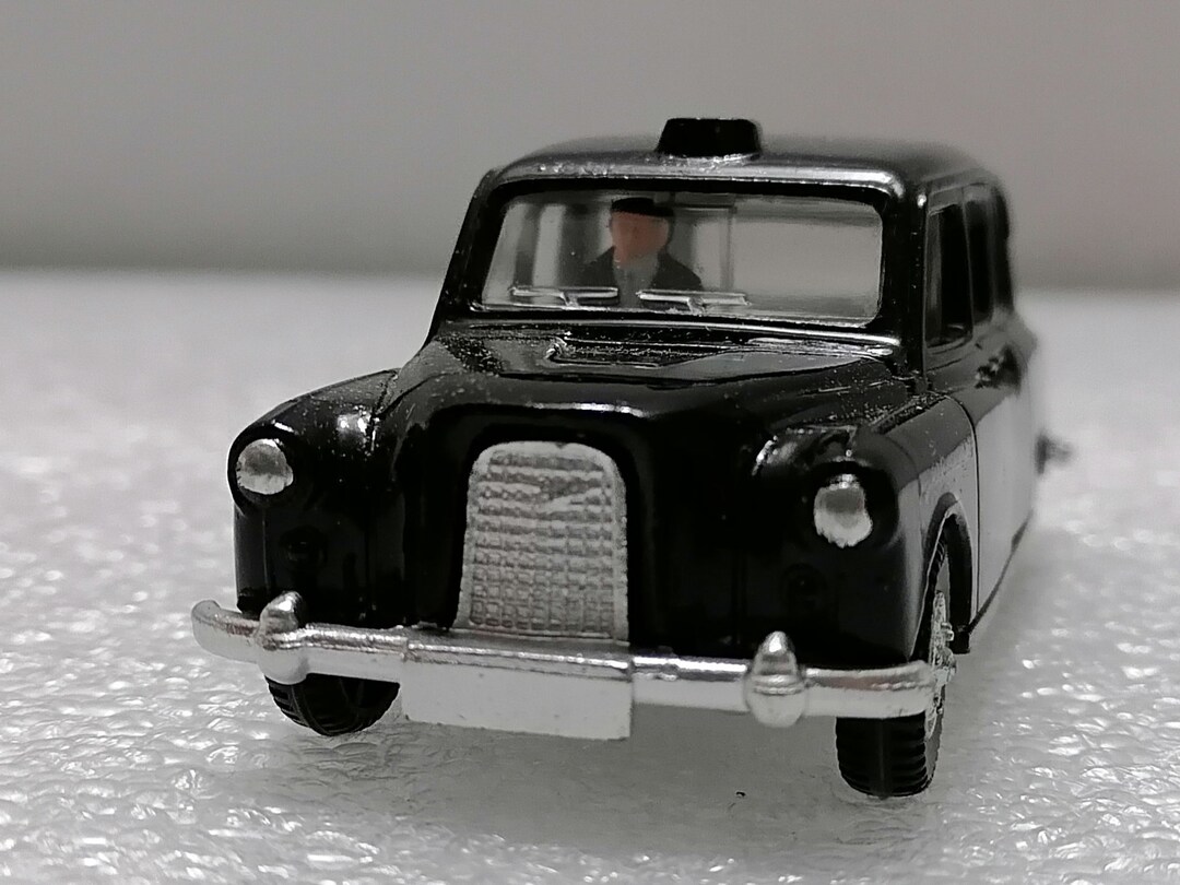 Vintage AUSTIN London Taxi Cab Rare Dinky Toys 284, Made in England ...