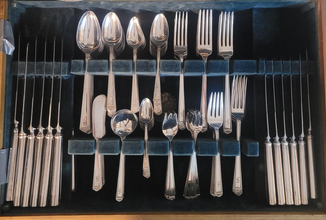 Vintage Roger's Bros Silverplate Dinner Service Cutlery & Flatware ...