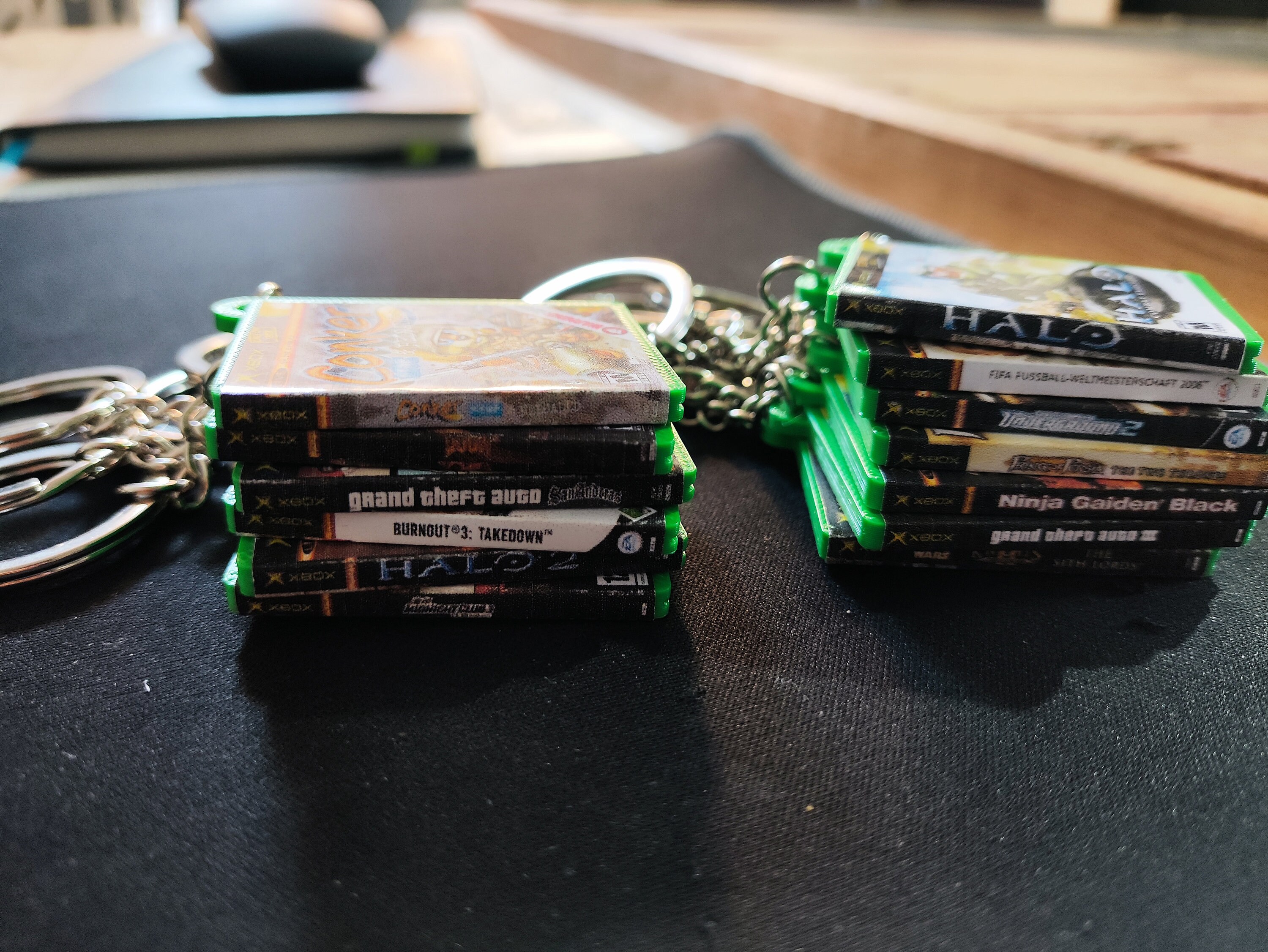 Xbox classic keychains (llaveros xbox clasico) stl file (archivo ...