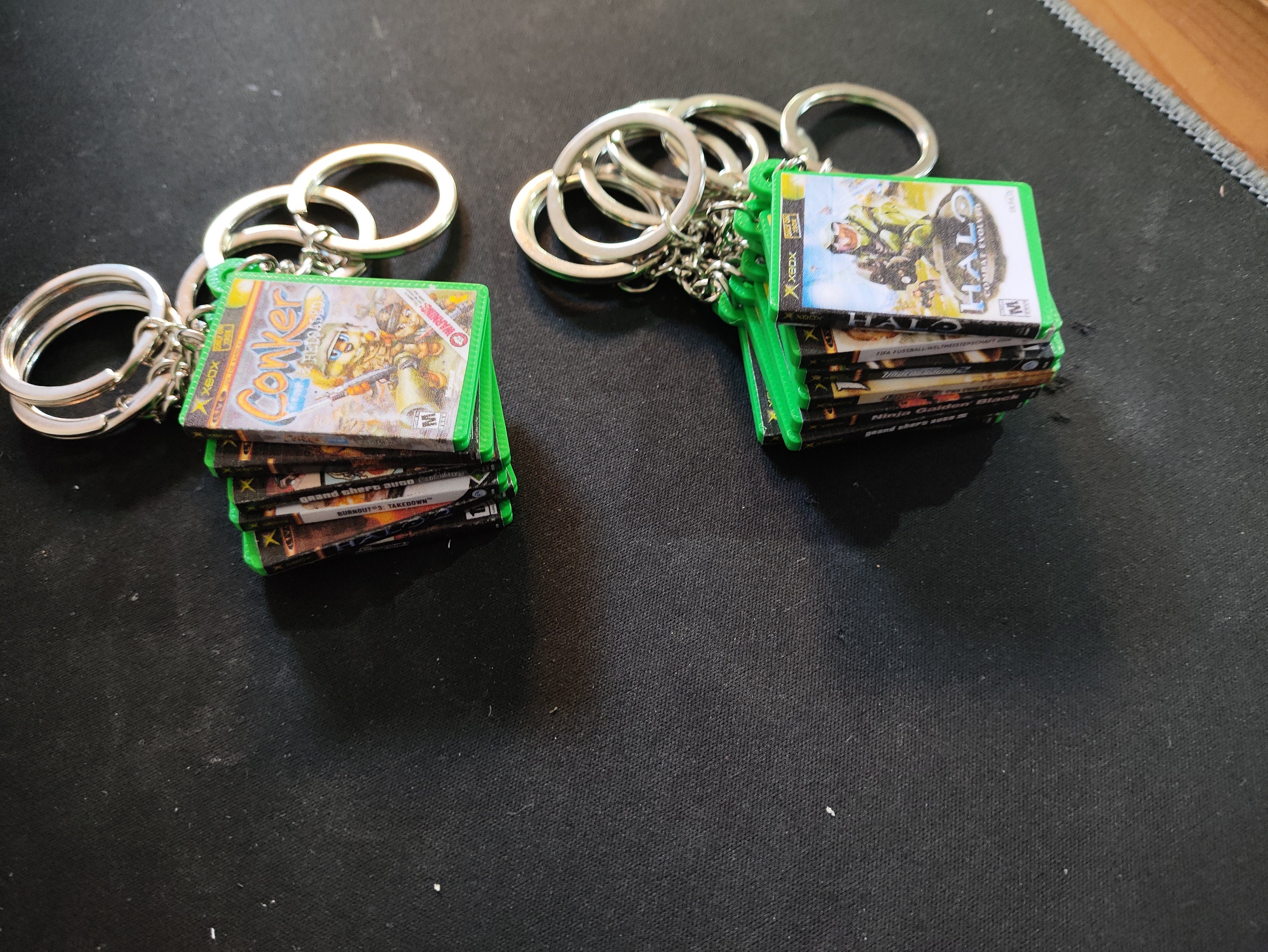 Xbox classic keychains (llaveros xbox clasico) stl file (archivo ...