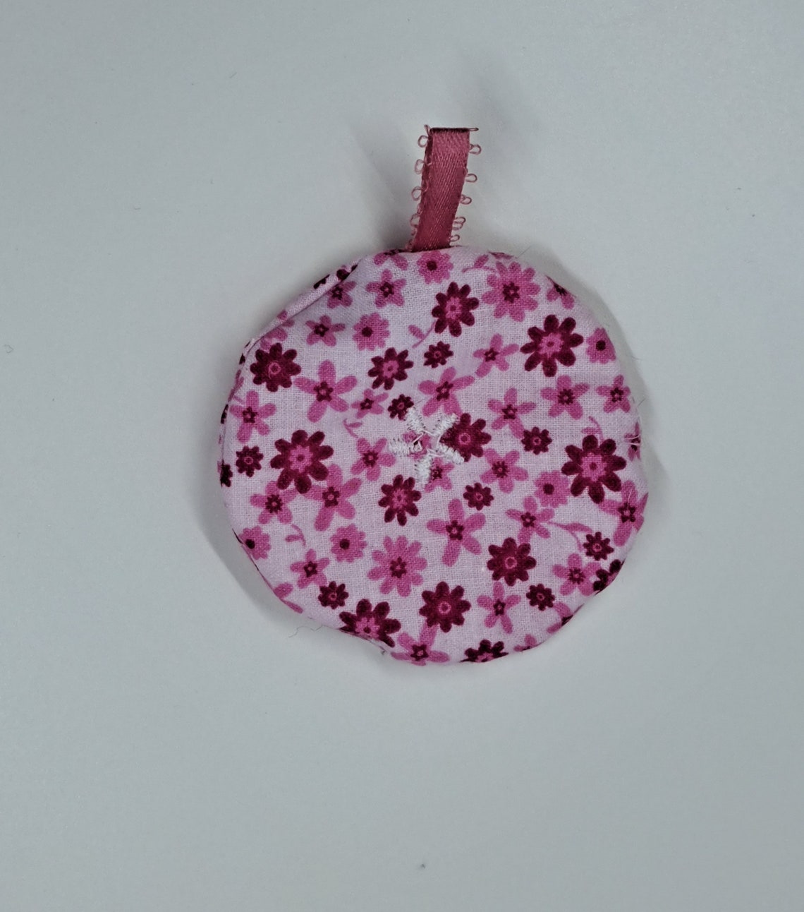 Small Circle Marble Fidget Toy Key Chain. Cotton Circle With Marble ...