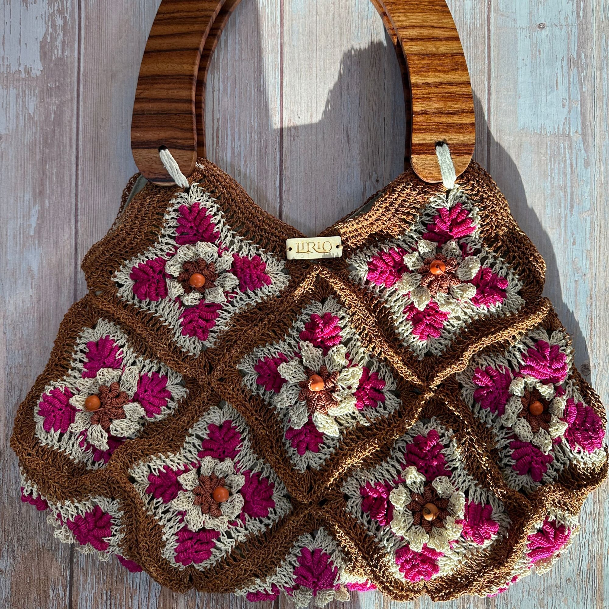 Lirio & Co. Handmade Chambira Purse Made in Peru, Fiber Palm Purse ...