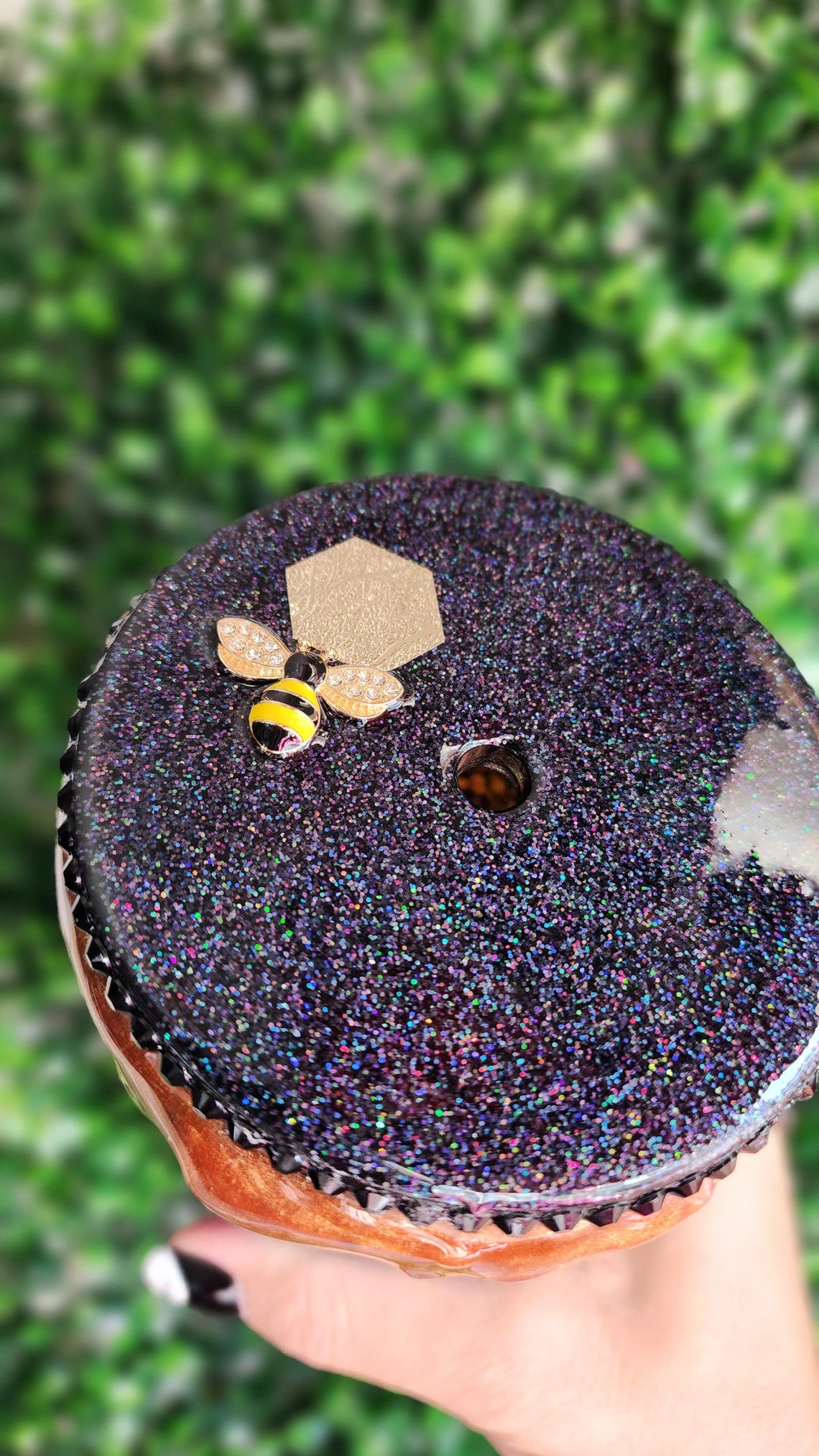 24 Oz Peek-a-boo Snowglobe Bee Tumbler With Faux Honey Drip - Etsy