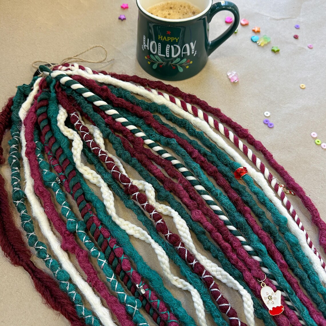 Xmas Braid in Synthetic Dreads Green & Burgundy Festive Temporary ...