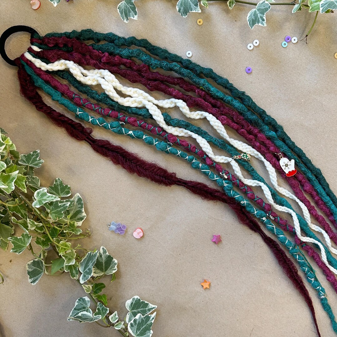 Christmas Dreads on Hair Tie, Festive Green and Red Synthetic Dreadlock ...