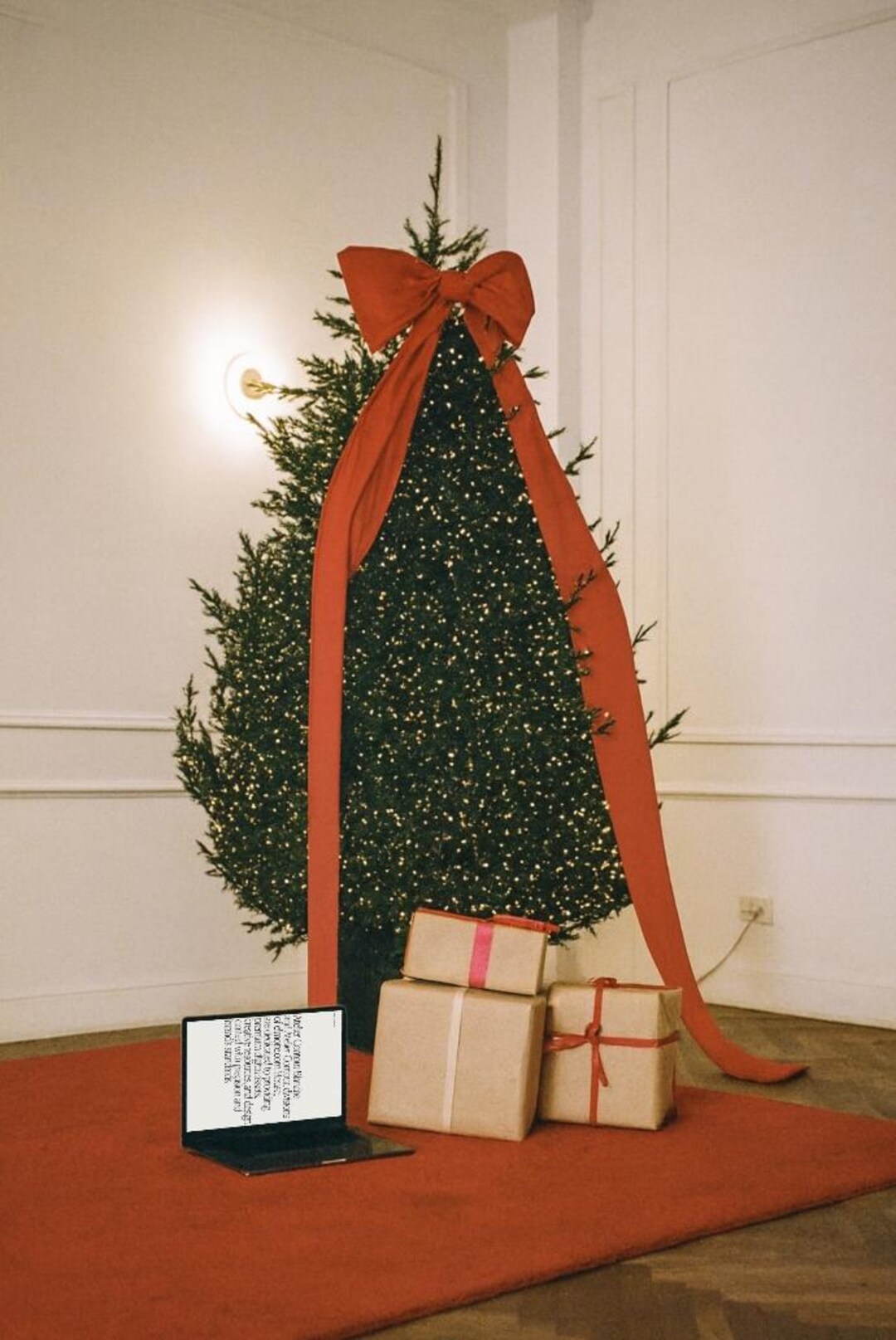 Voguish Christmas | Laptop Mockup - Etsy