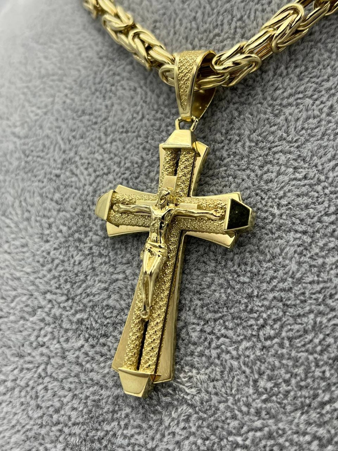 14k Gold Cross Pendant Necklace Gold Cross Around the Neck - Etsy