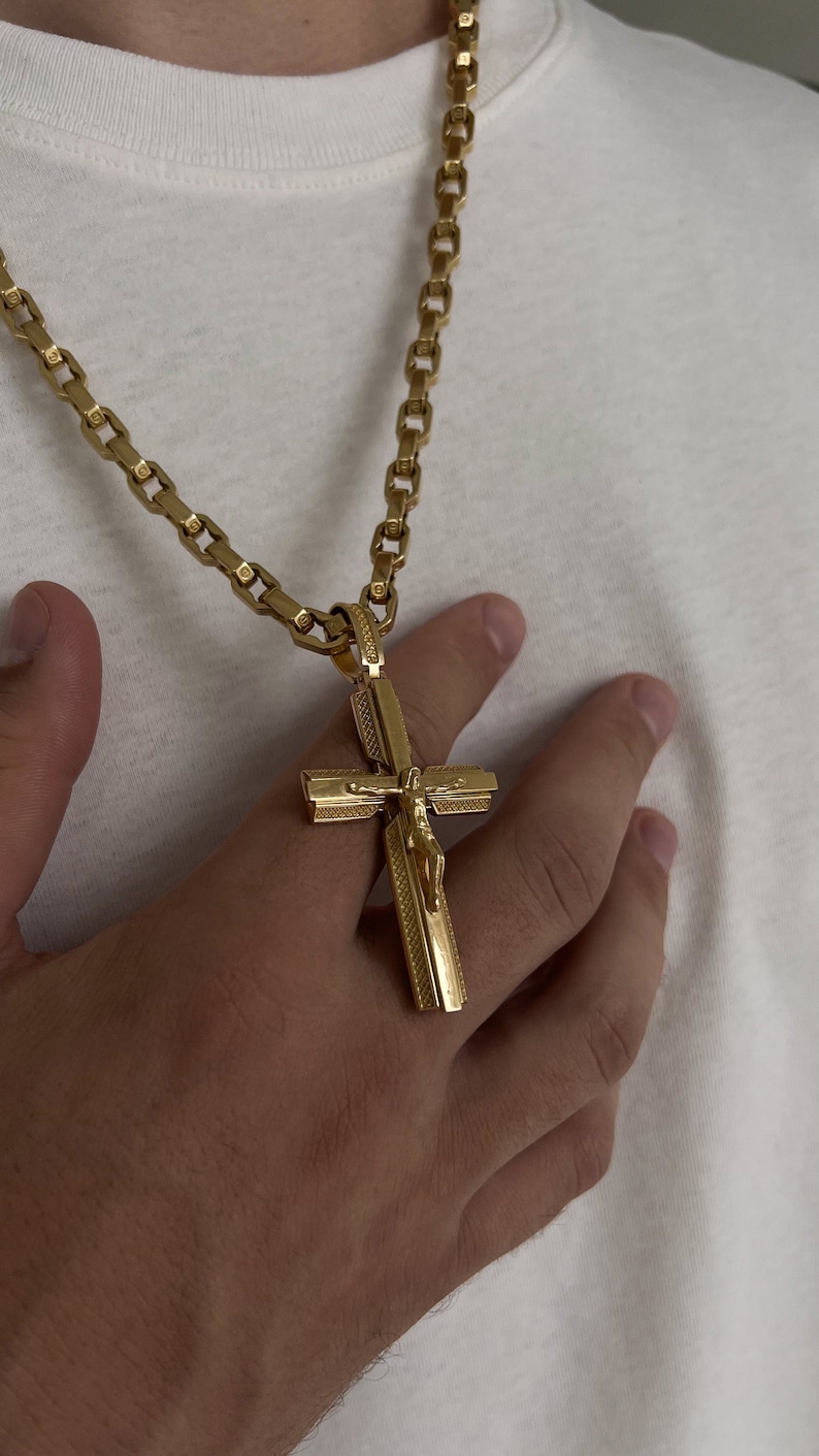 Men's Necklace, 14K Gold Cross Pendant for Men, Thick Gold Cross Chain ...