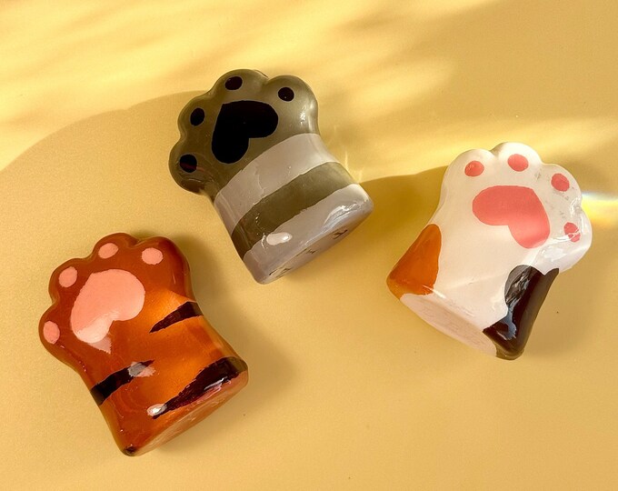 Cute Clay Mini Cat Paw Photo Picture Holder, Postcard Desk Stand, Funky ...
