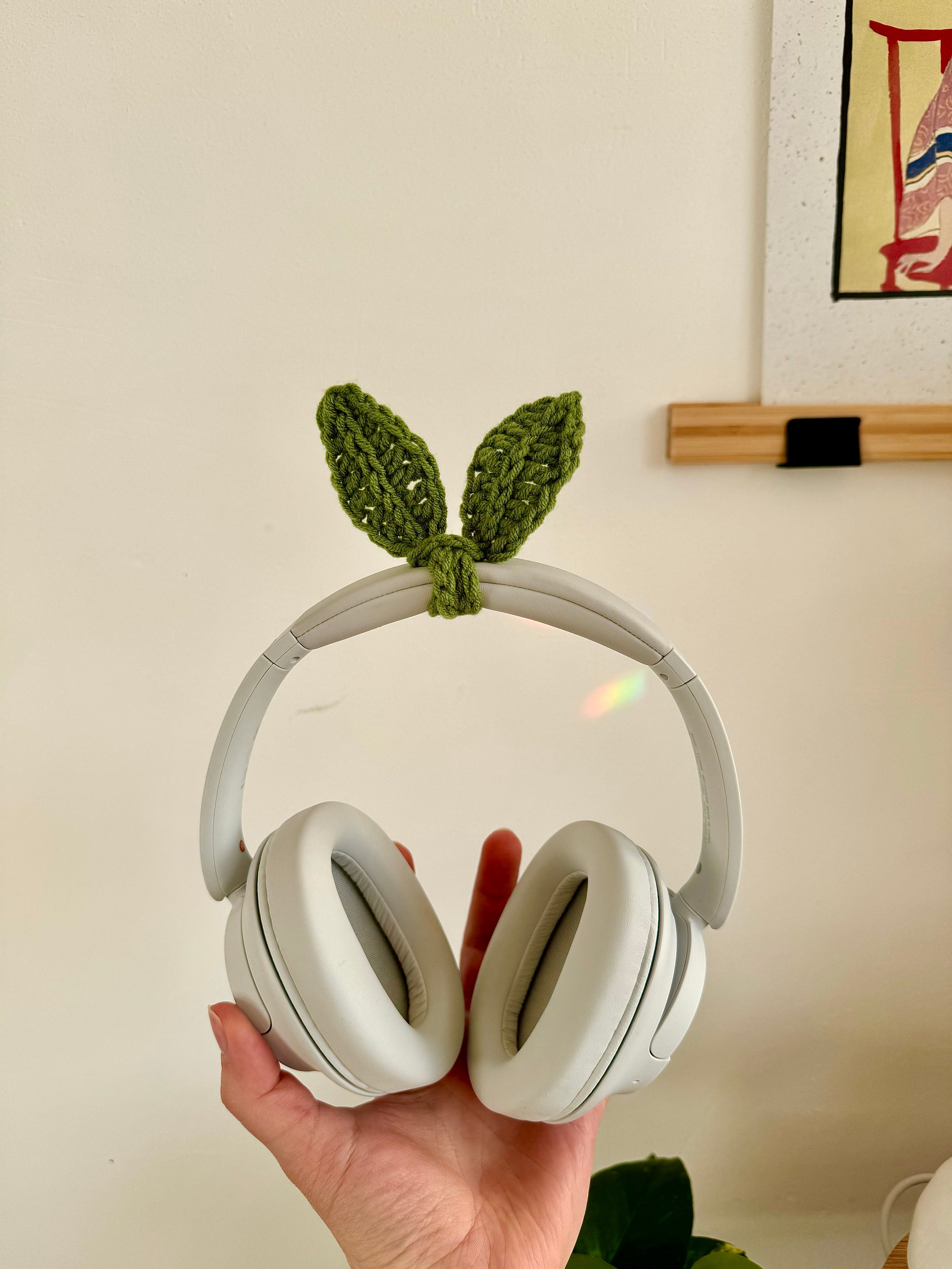 Crochet Leaf Sprout Headphones Decoration, Handmade Sapling Bookmark ...