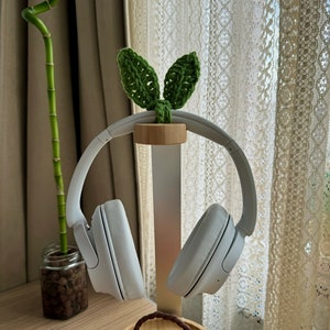 Crochet Leaf Sprout Headphones Decoration, Handmade Sapling Bookmark ...