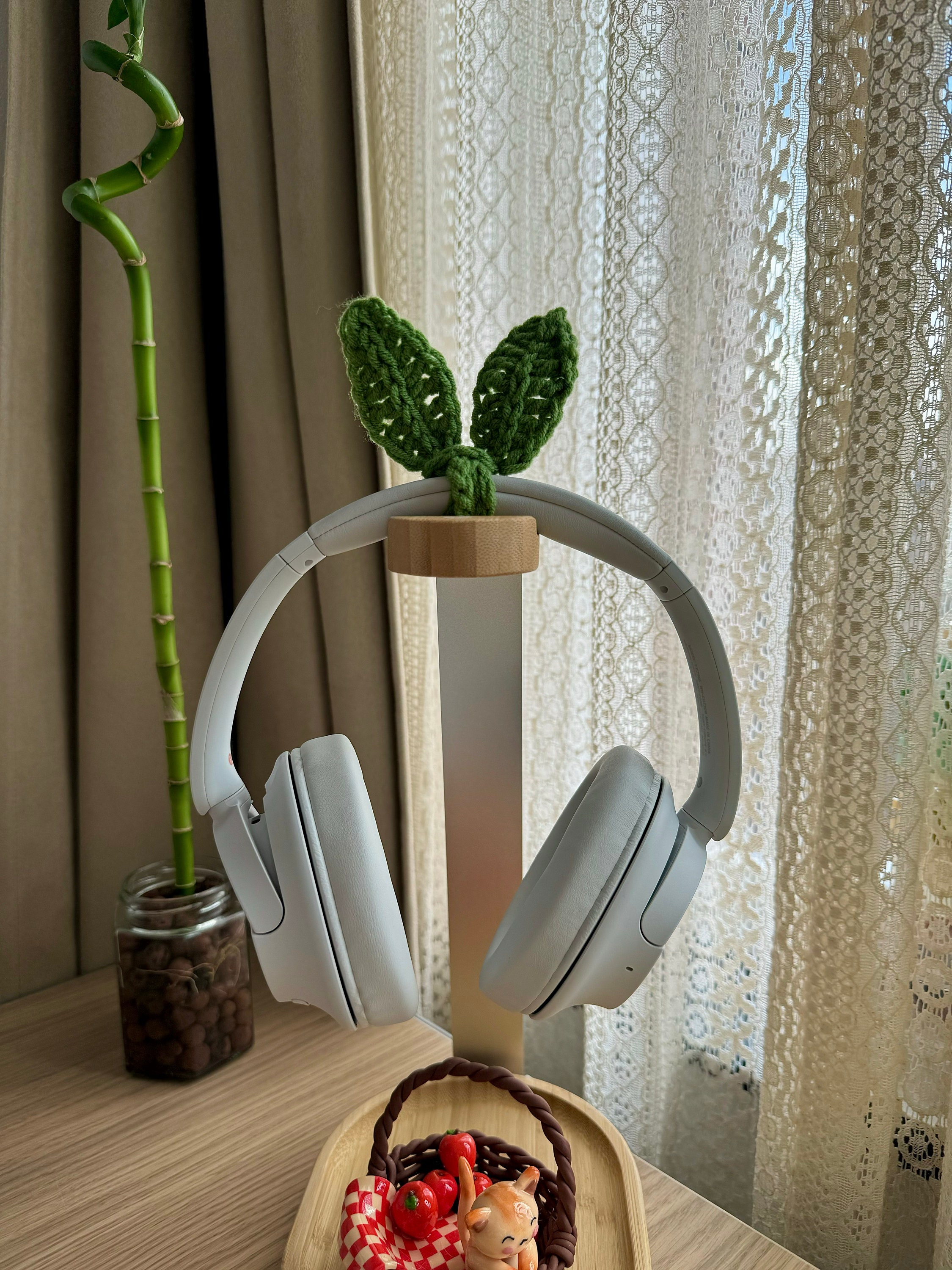 Crochet Leaf Sprout Headphones Decoration, Handmade Sapling Bookmark ...