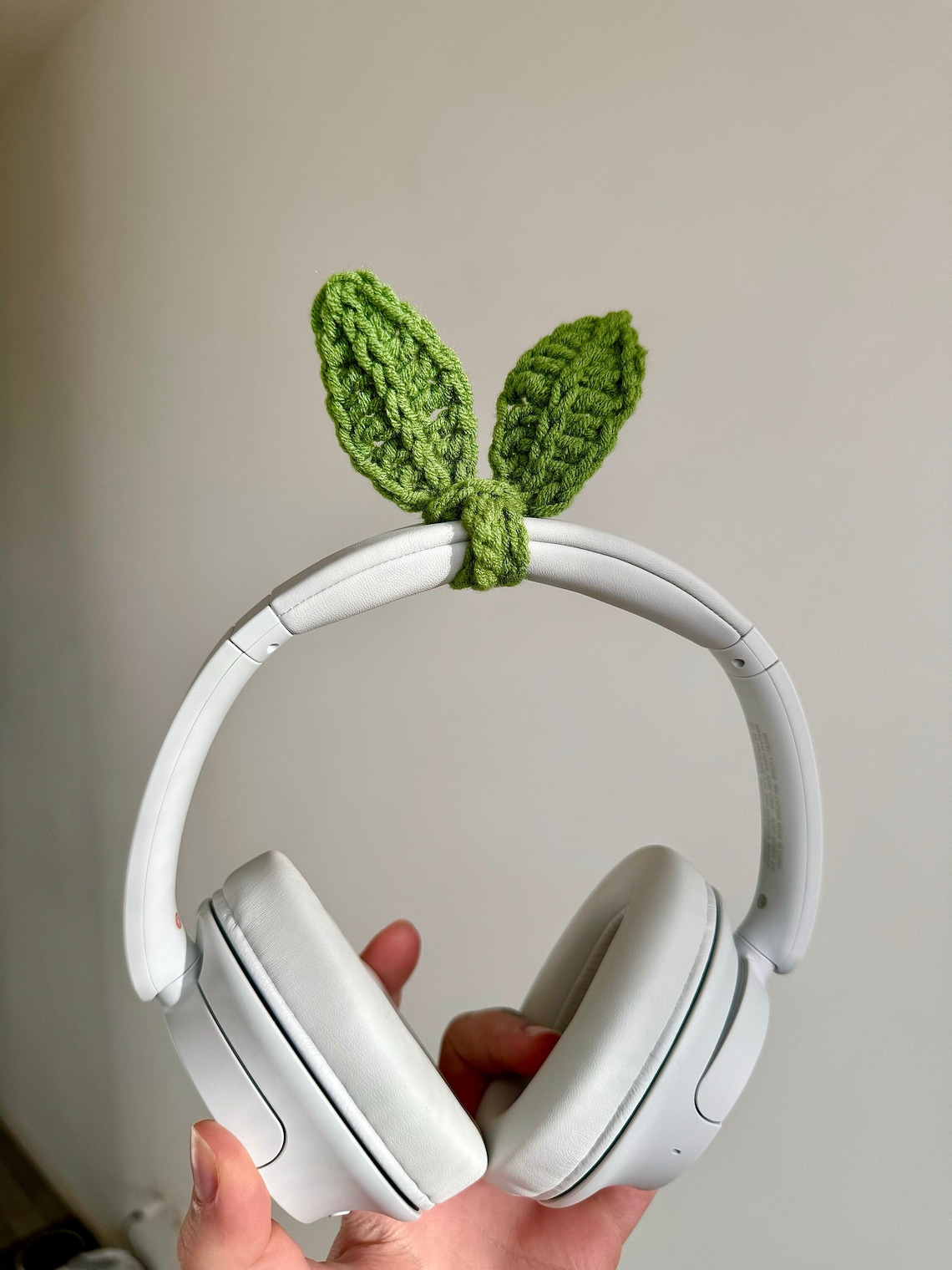 Crochet Leaf Sprout Headphones Decoration, Handmade Sapling Bookmark ...