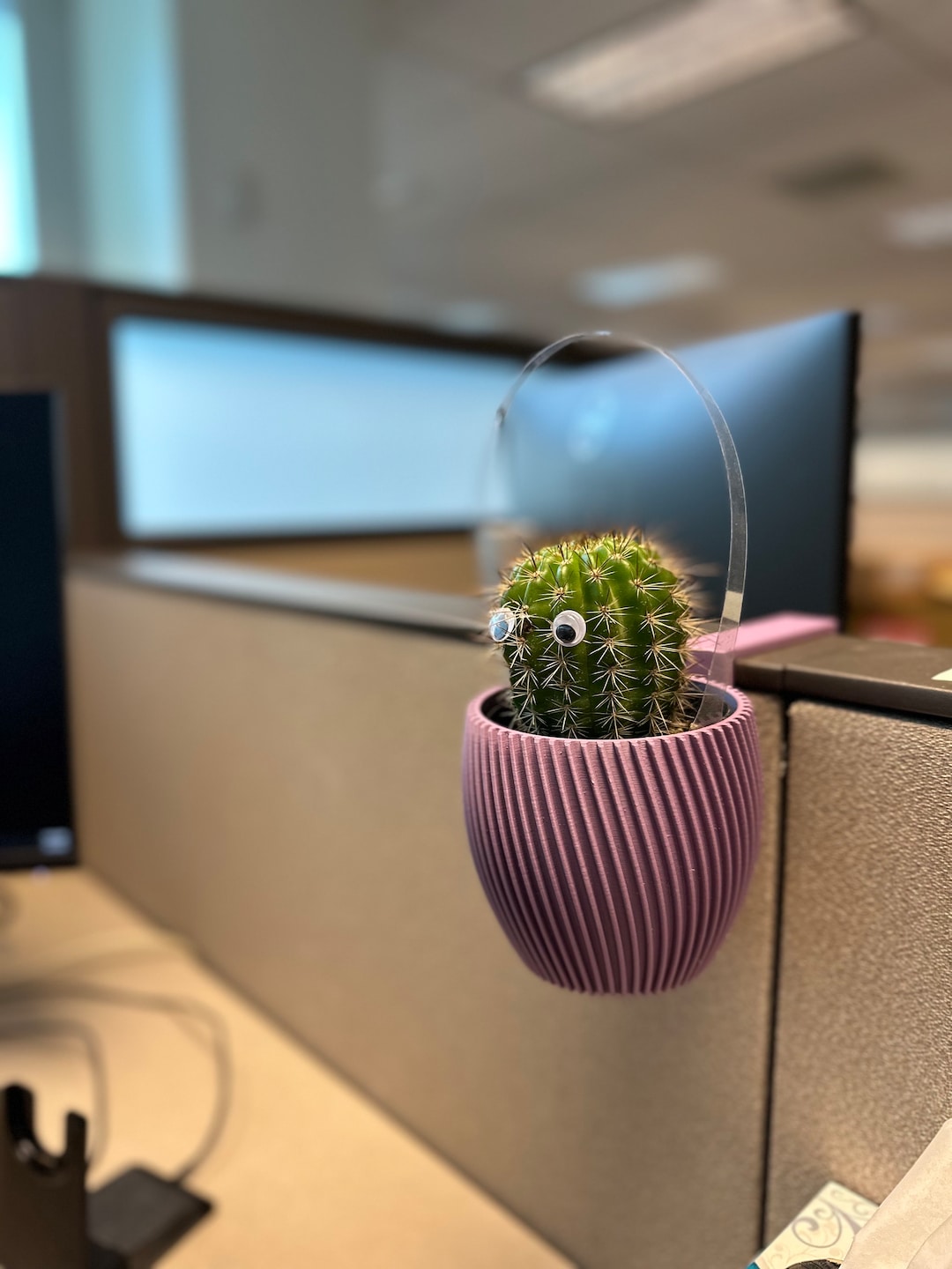 Wall Planter for Your Office: Elevate Your Workspace With Style | 3D ...