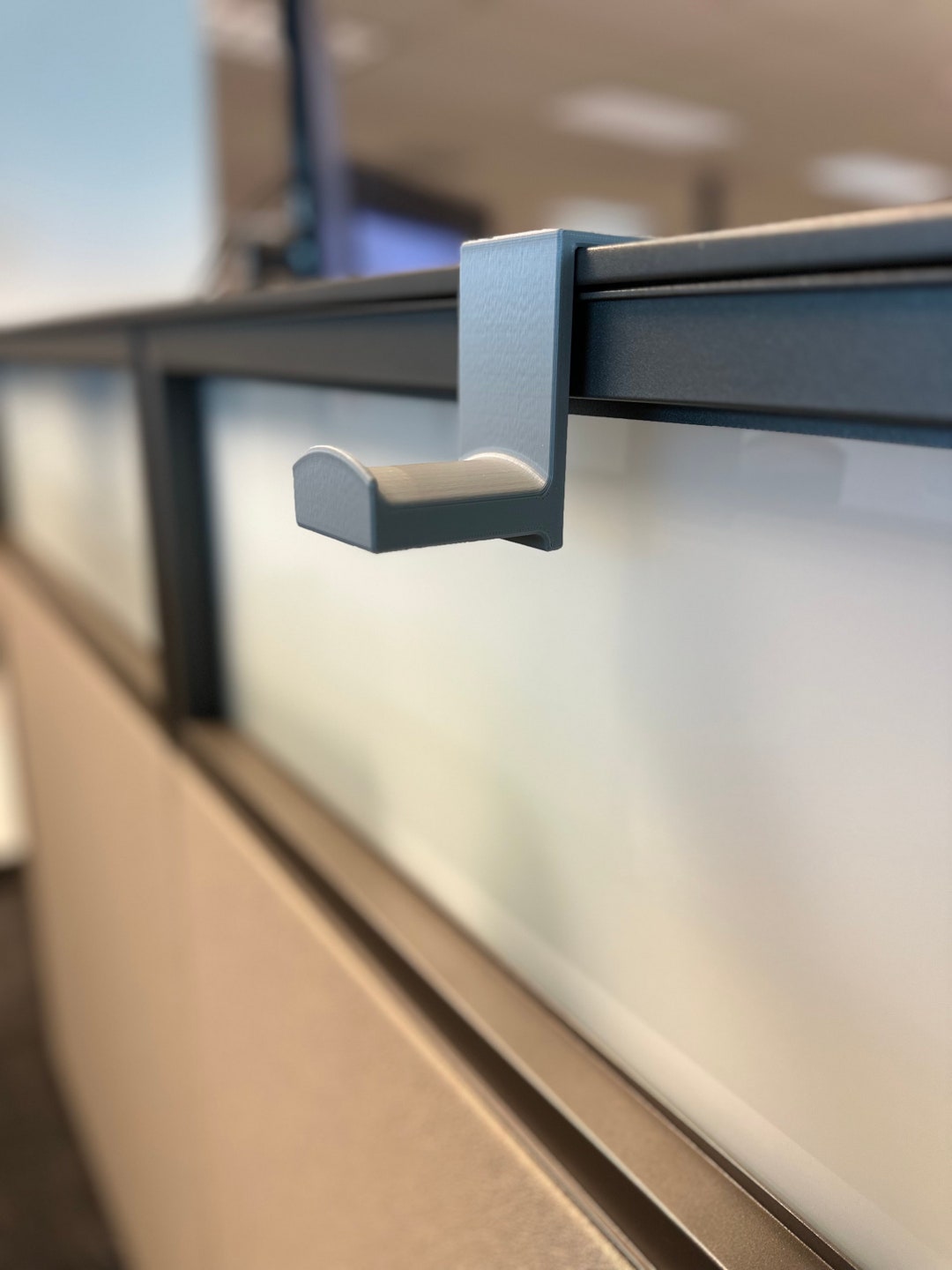 Office Cubicle Wall Hanger: Stylish and Functional Organizer for a ...
