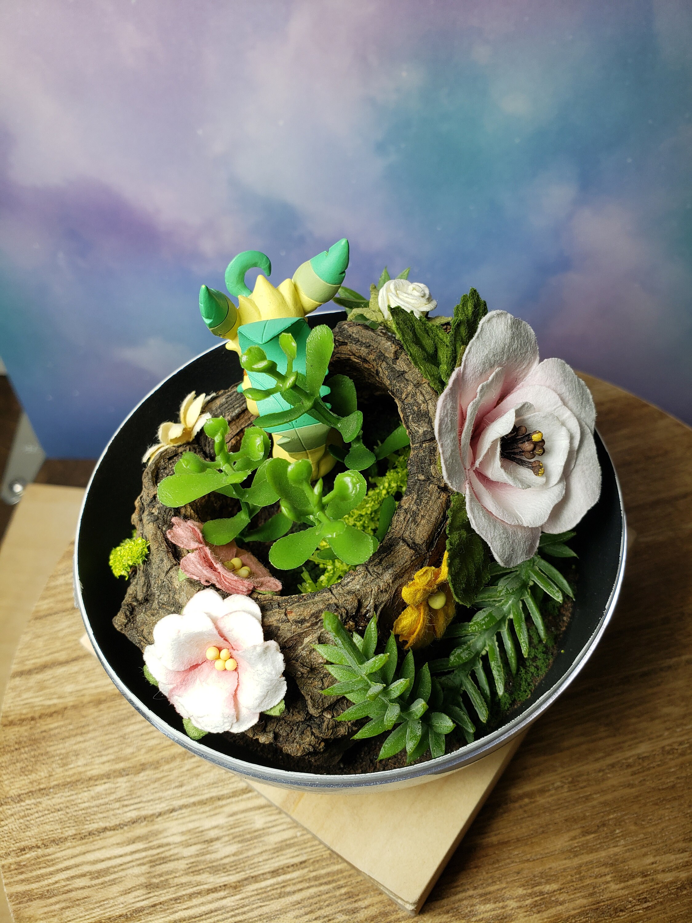 Pokeball Terrarium: Hollow Flower Stump Feat. Leafeon - Etsy