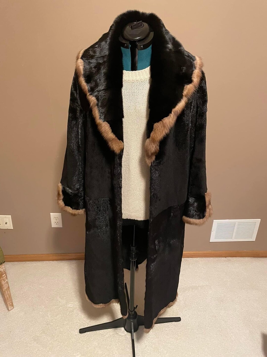 Unique Sage Furs Sheared Mink With Sable Trim Massive Collar Like New ...