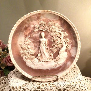 Incolay Stone Plate: "she Walks in Beauty" - Vintage Home Decor - Etsy