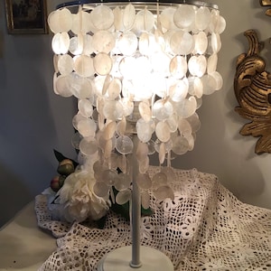 Fun SCANDINAVIAN DESIGN TABLE Lamp White Metal Mother of Pearl Disks 20 ...