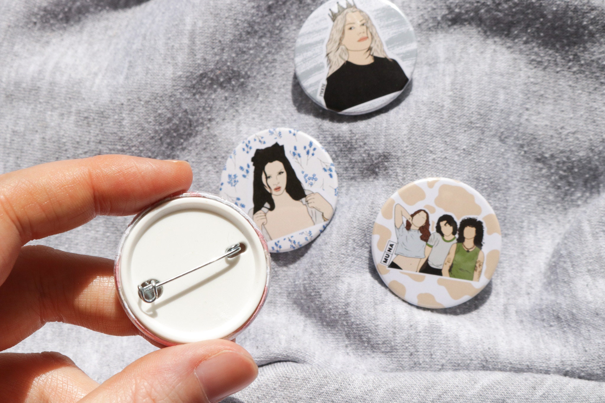 INDIE ICONS High Quality Badges, Alternative Music, Women in Music ...