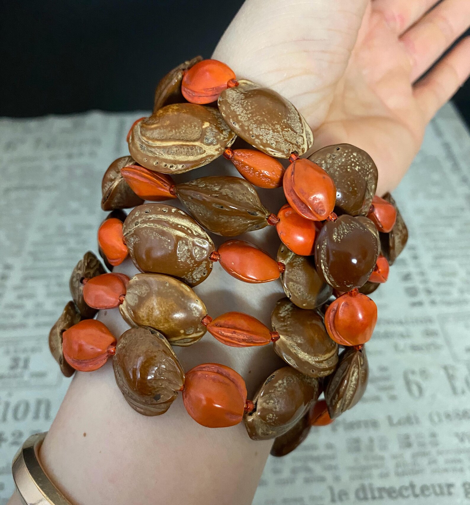 W0403 Vintage Native American Seed Necklace / Seeds Necklace / Almond ...