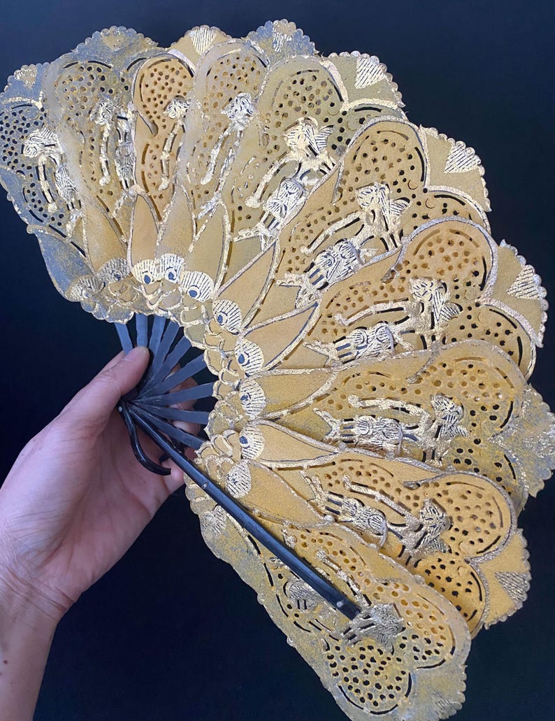 W0694 Rear Antique Dutch Indonesian Hand Fan/hand Gold Painted Pierced ...