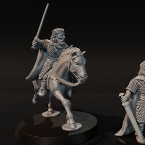 28mm Huscarl Captain 1 Foot & Mtd Rohan MESBG, Dark Ages 28mm 1/56 ...