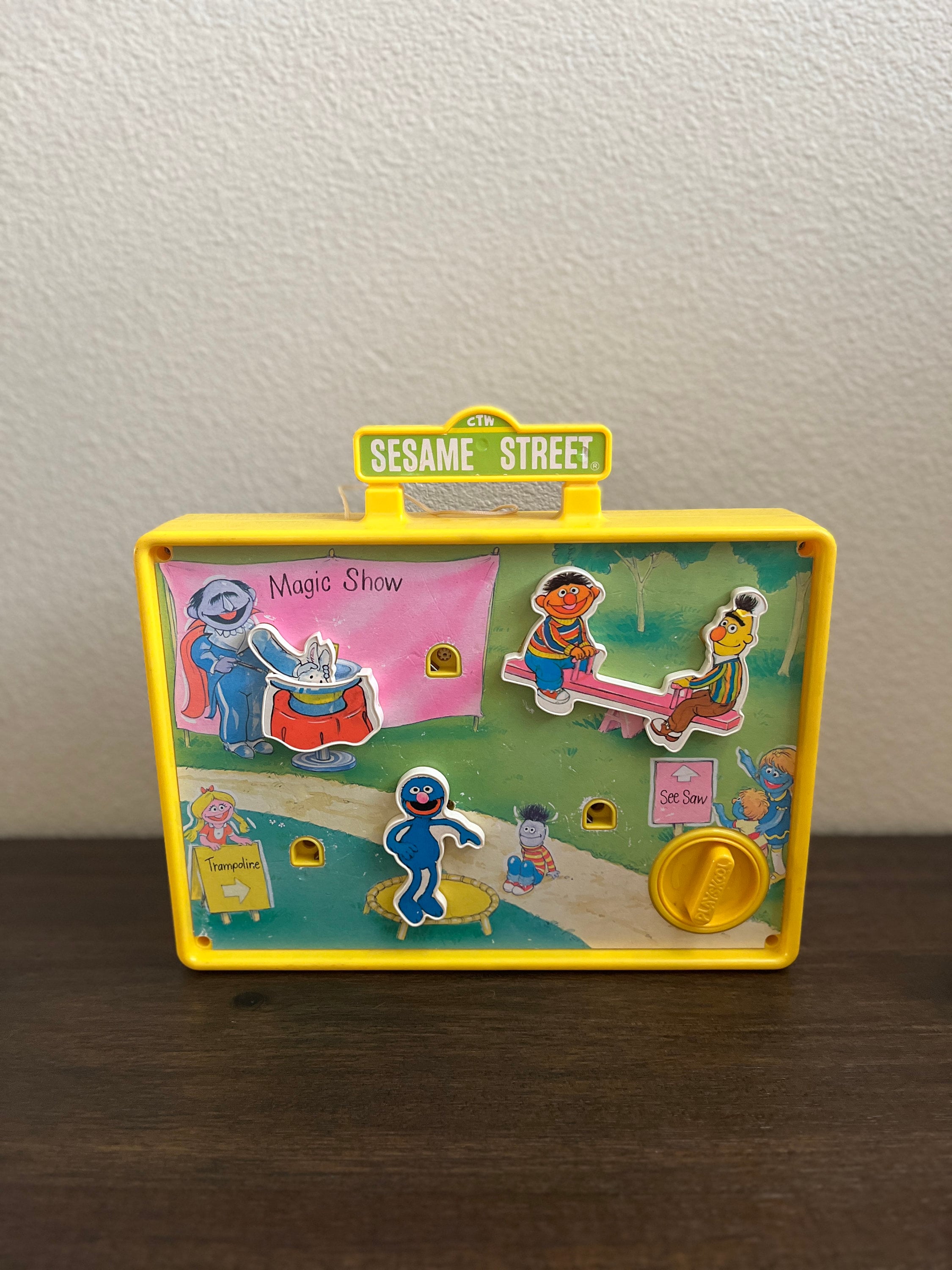 1986 Sesame Street PLAYSKOOL Vintage Music Box - Etsy