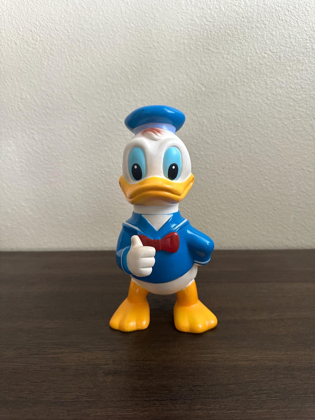 Walt Disney’s Donald Duck Thumbs up With Posable Head Squeeze Toy ...