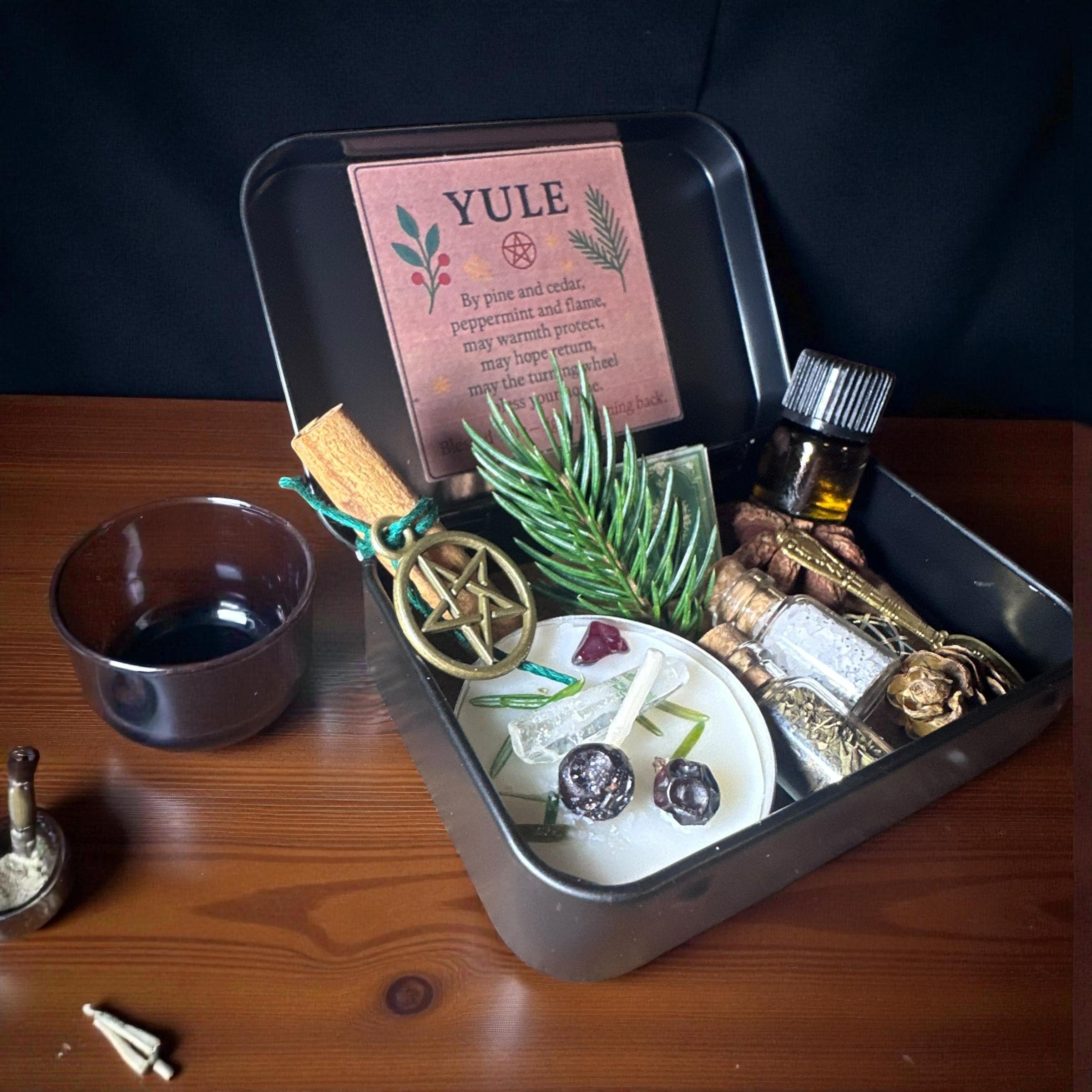 Yule Altar Tin: Pocket Ritual Kit - Etsy