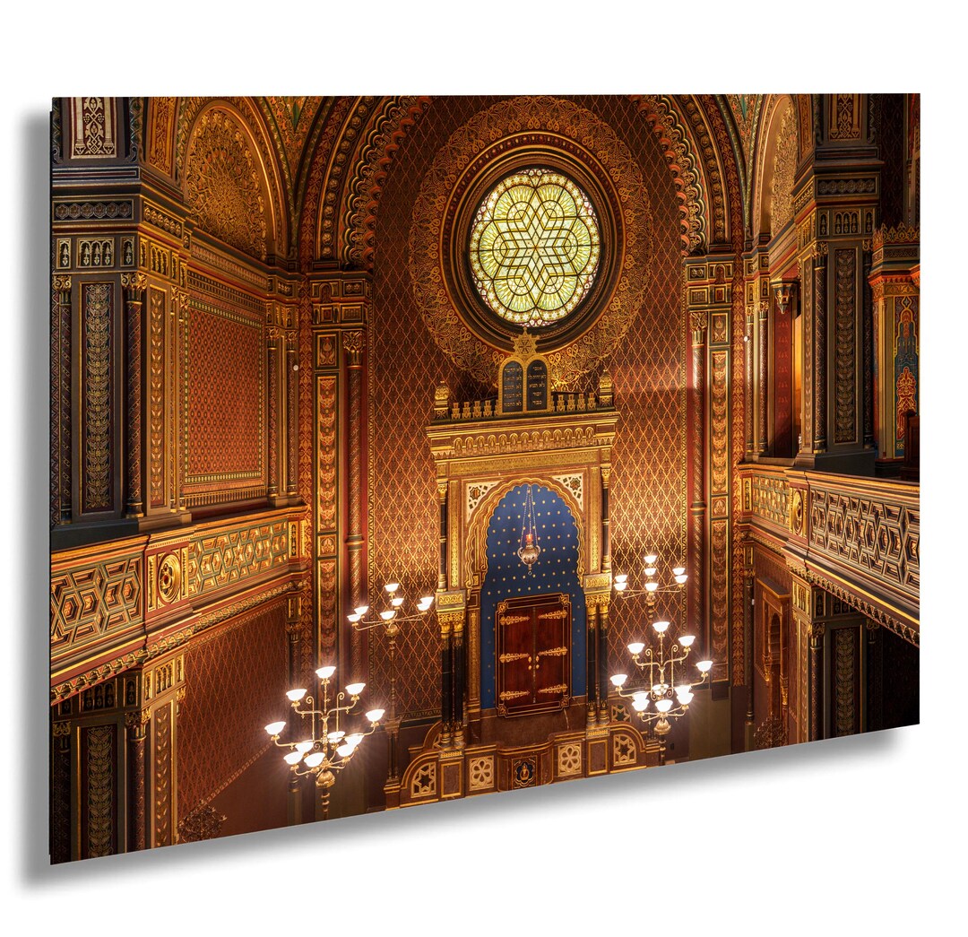 The Golden and Beautiful Spanish Synagogue of Prague European Religious ...