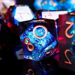 Blue Lightning DND D20 Dice, Resin Sharp Edge Dice Set, D&D Dice Set ...