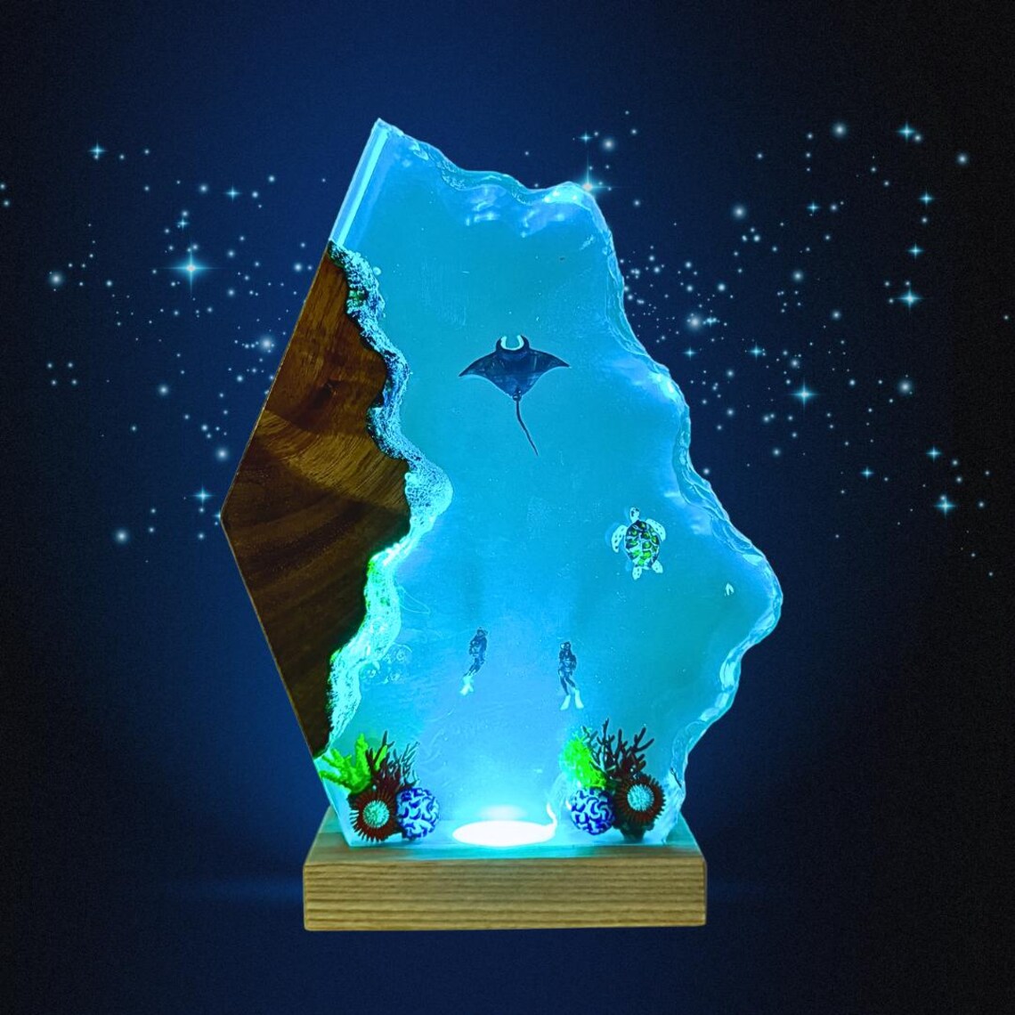 Scuba Divers Epoxy Lamp | Custom Resin Art Piece | Relaxing Night Light ...