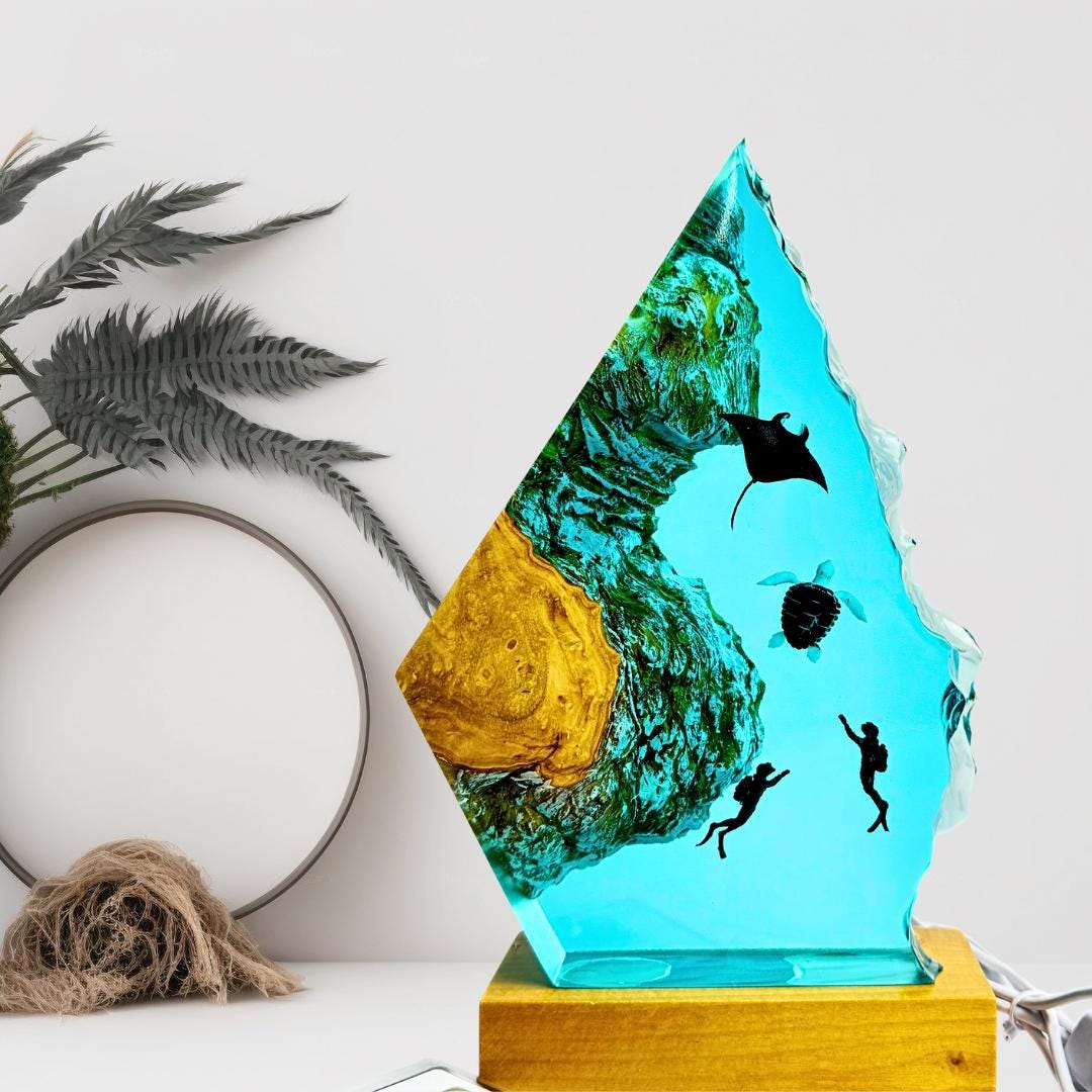 Scuba Divers Epoxy Lamp | Custom Resin Art Piece | Relaxing Night Light ...