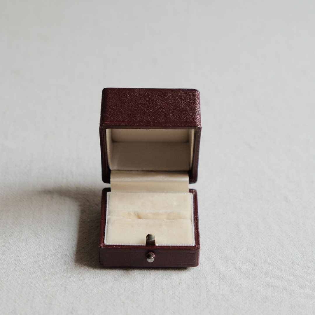 Antique/vintage Victorian Ring Box - Etsy