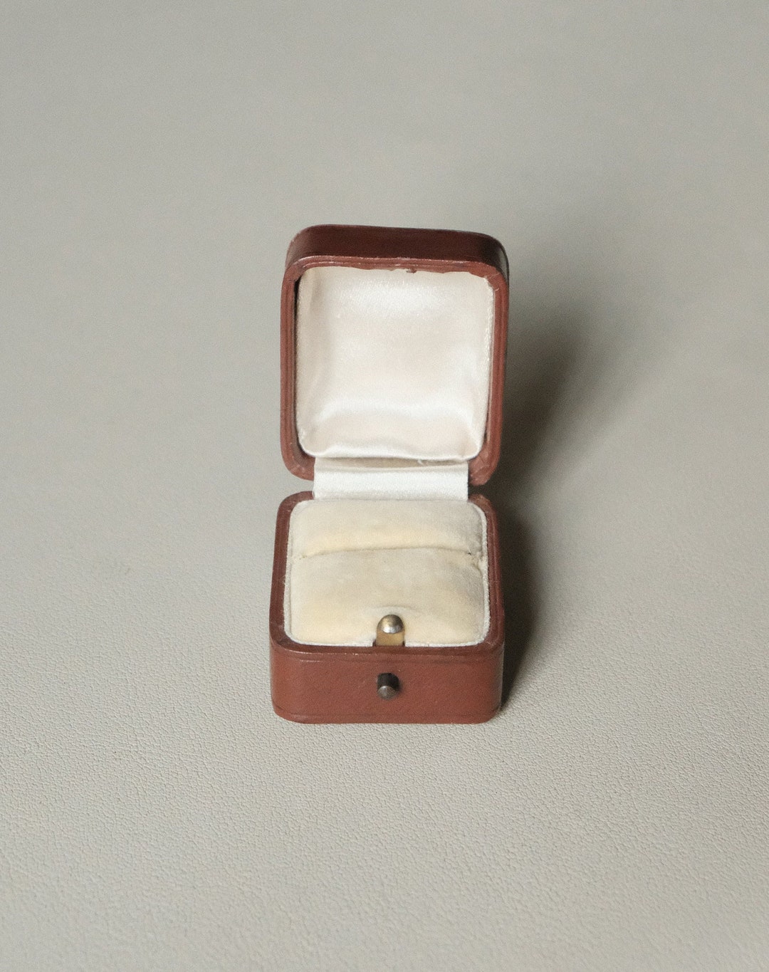 Antique Tooled Leather Ring Box - Etsy