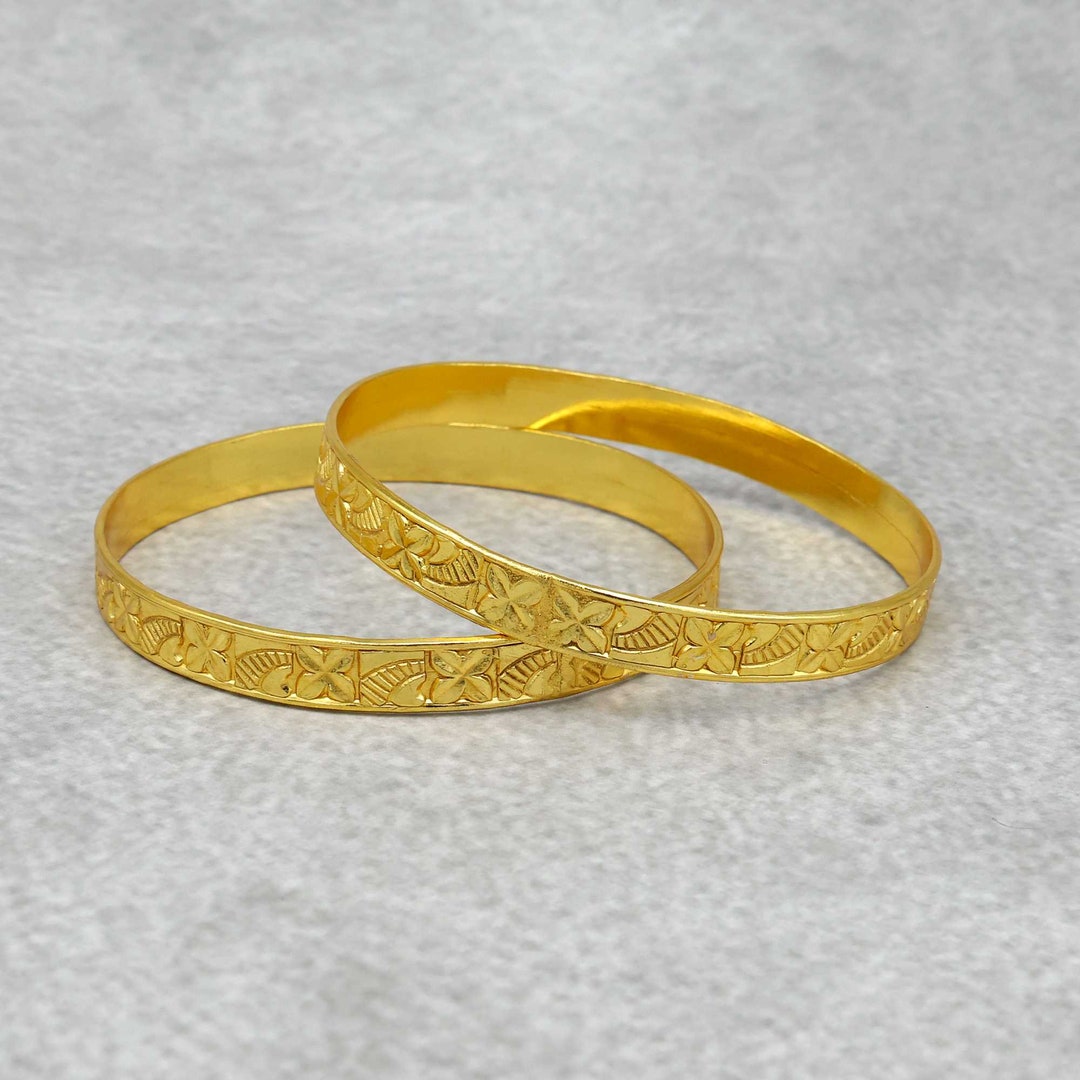 Indian Traditional Gold Jewelry Bangle, Party, Function Each Design ...