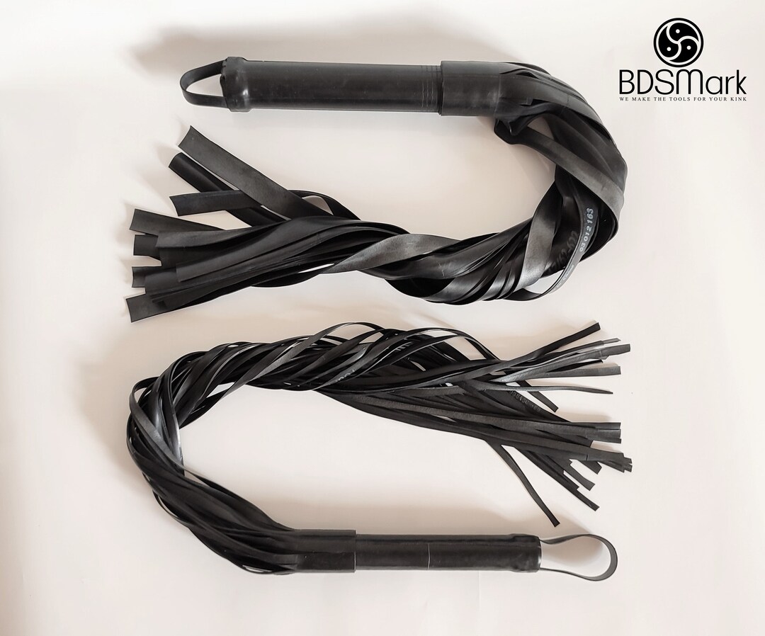 Black Rubber Flogger Set With 15 and 30 Falls Length 72.5 Cm / 28.5 ...