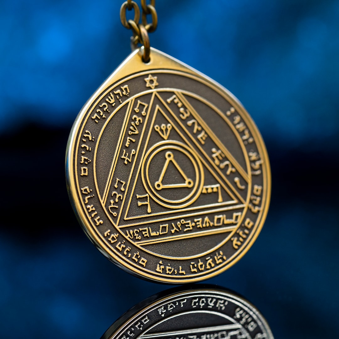 The Sixth Pentacle of the Sun Pendant Solomon Kabbalah Amulet Talisman ...