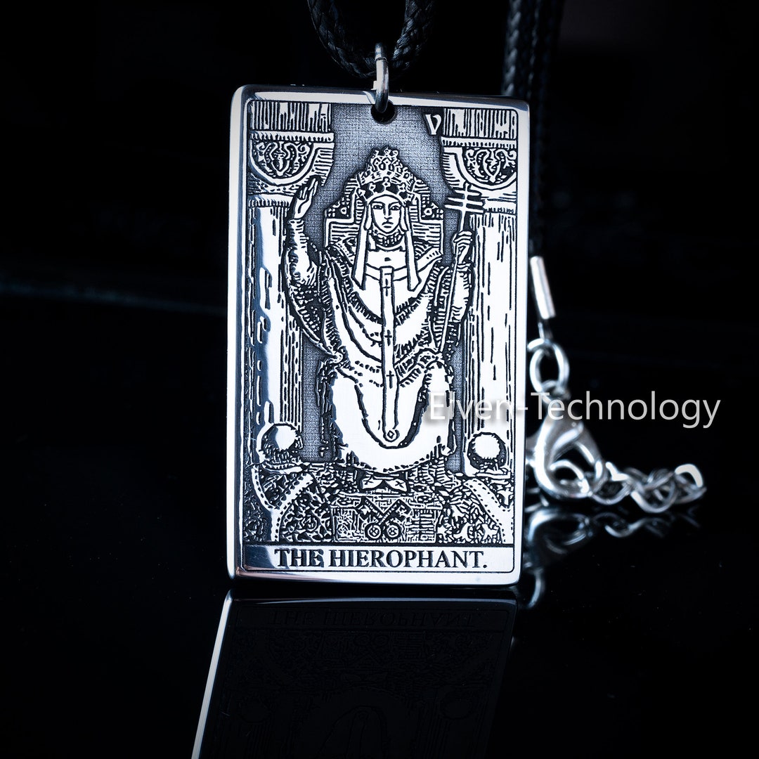 The Hierophant Major Arcana Tarot Card Pendant Occult Accessories ...