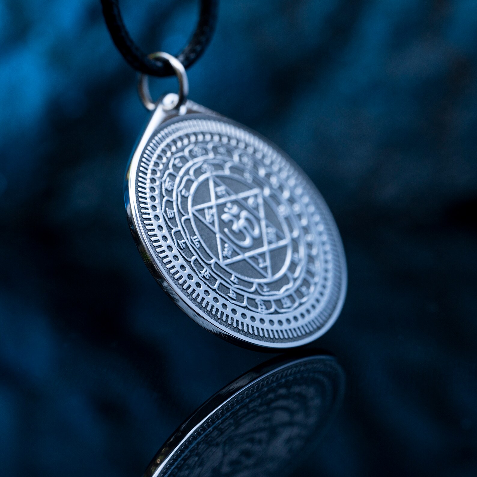 Shree Sudarshan Chakra Yantra Amulet Pendant Occult Magic Talisman - Etsy