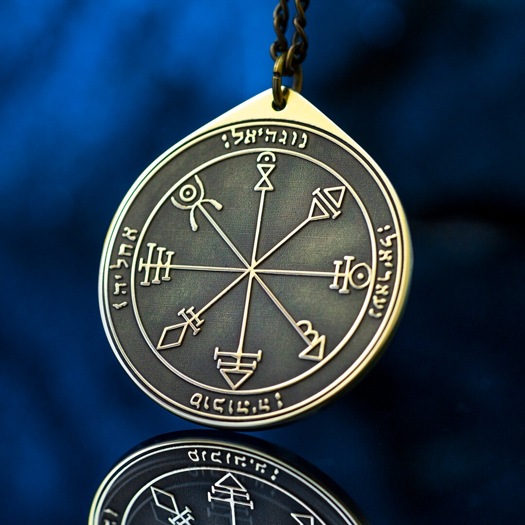 The First Pentacle of Venus Pendant Solomon Kabbalah Amulet Talisman ...