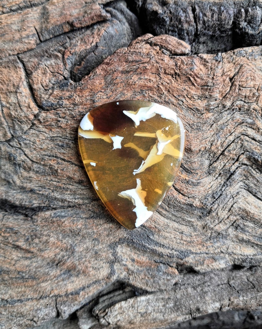 Galalith / Casein Guitar Pick - Tortoise & White / Free USA Shipments ...