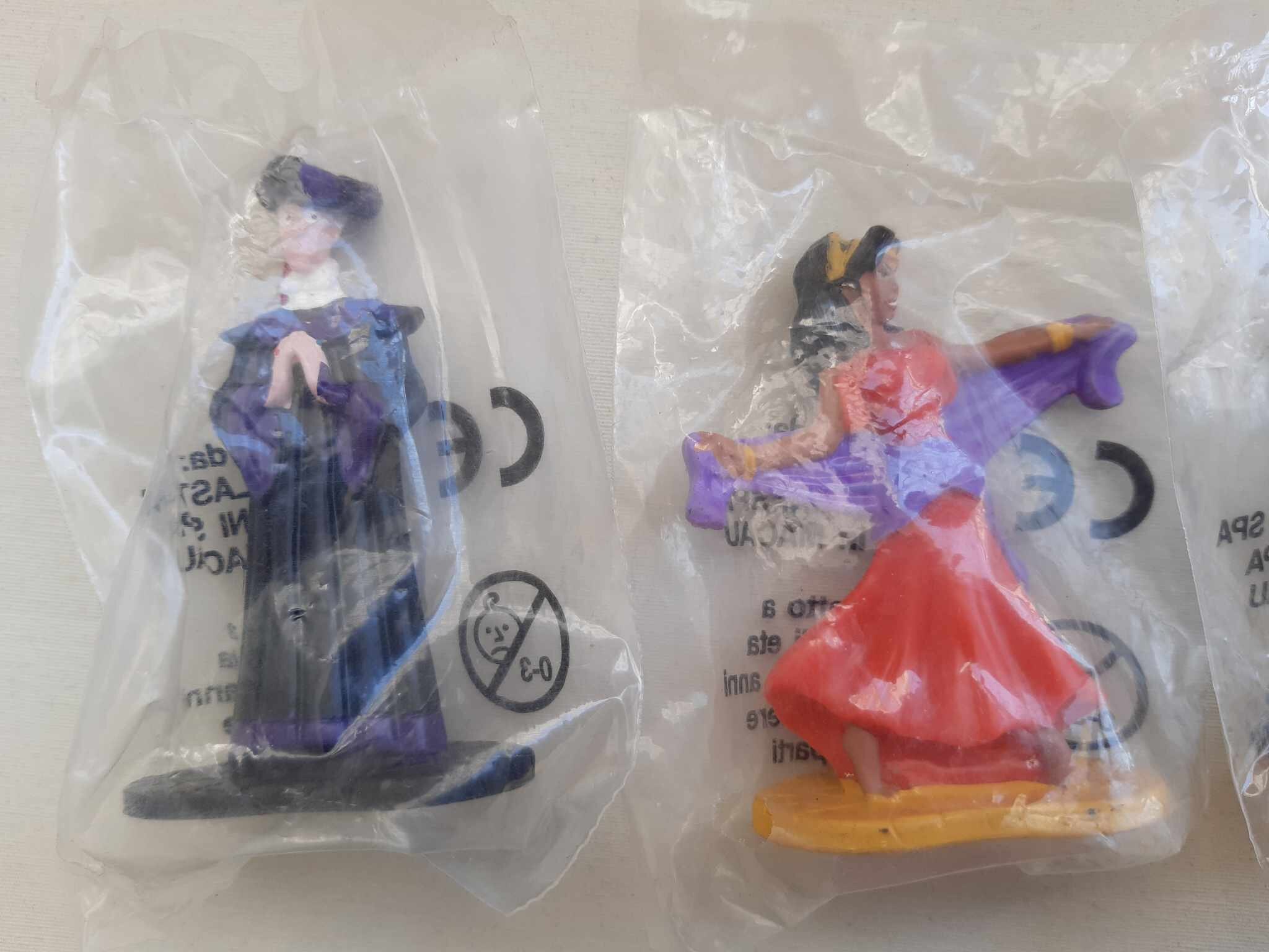 The Hunchback of Notre Dame Display Box With 6 Figures ,disney the ...