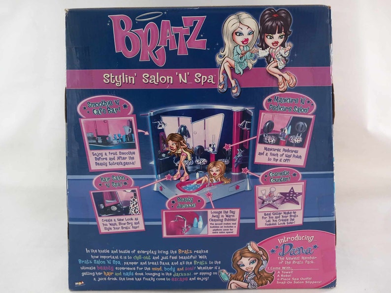 Bratz Stylin' Salon 'N' Spa Playset ,2002 MGA Exlusive DANA Doll ...