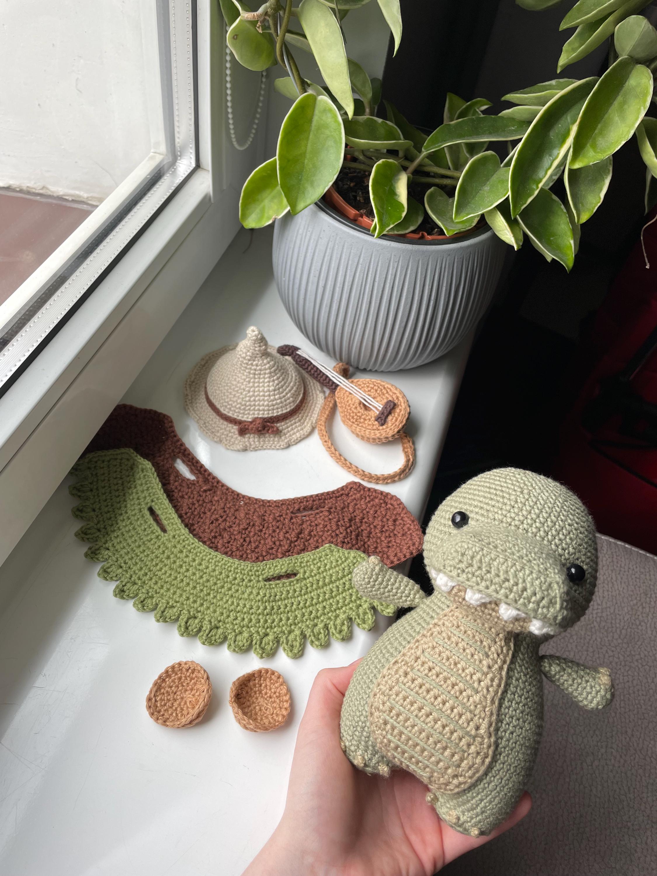 Bayou Bard Alligator, Wizard Crow | PDF Crochet Amigurumi Pattern ...