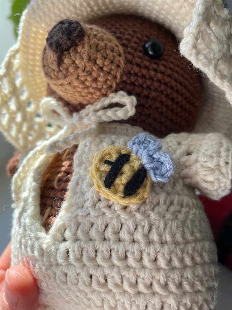Beekeeper Bear | PDF Crochet Amigurumi Pattern | Grizzly Brown Bear ...