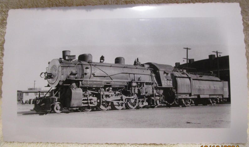 407 Vintage Southern Pacific Steam Locomotive Black and White ...